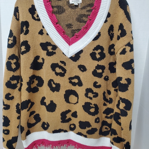 ANDREE BY UNIT | Sweaters | Andree By Unit Cheetah Chewed Hem Sweater ...